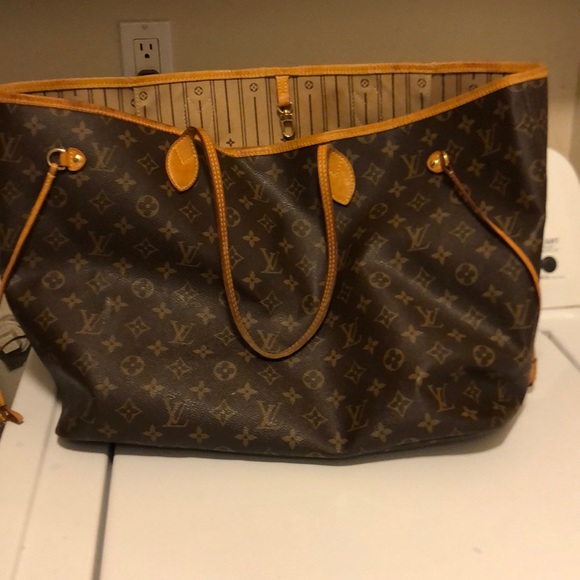 Louis Vuitton | Bags | Louis Vuitton Large Tote | Poshmark